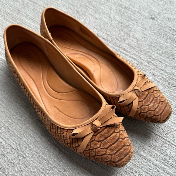 Born | Shoes | Born Cork Upper Snake Print Tan Slip On Ballet Flats ...
